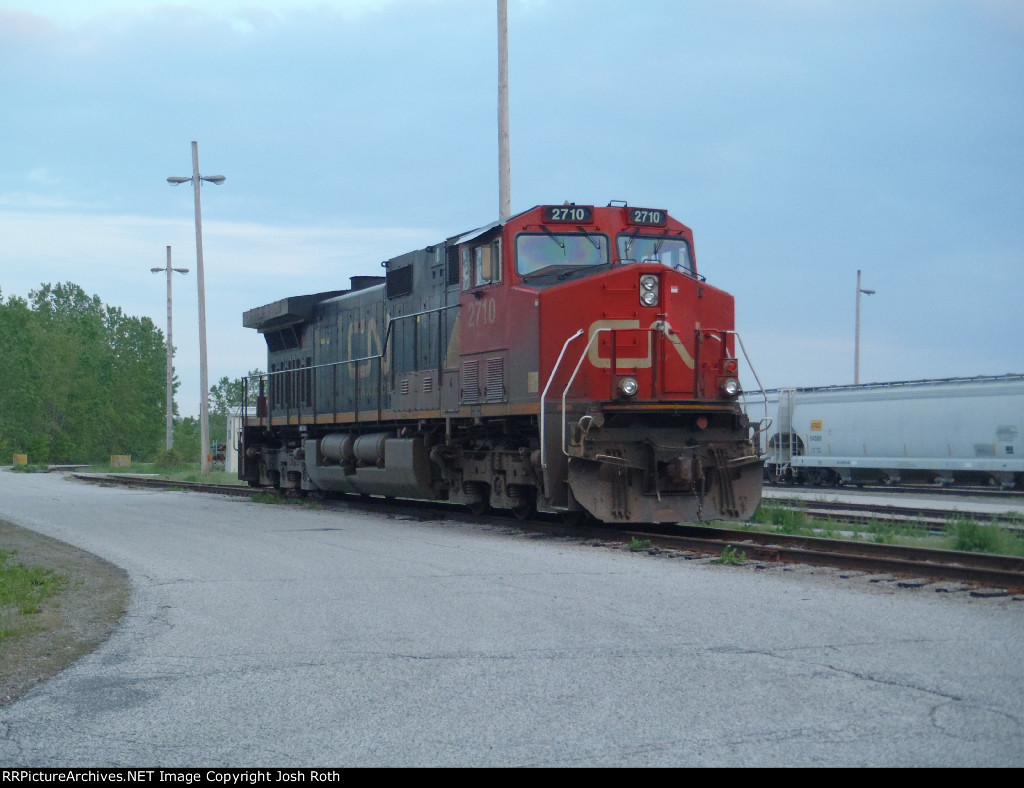 CN 2710